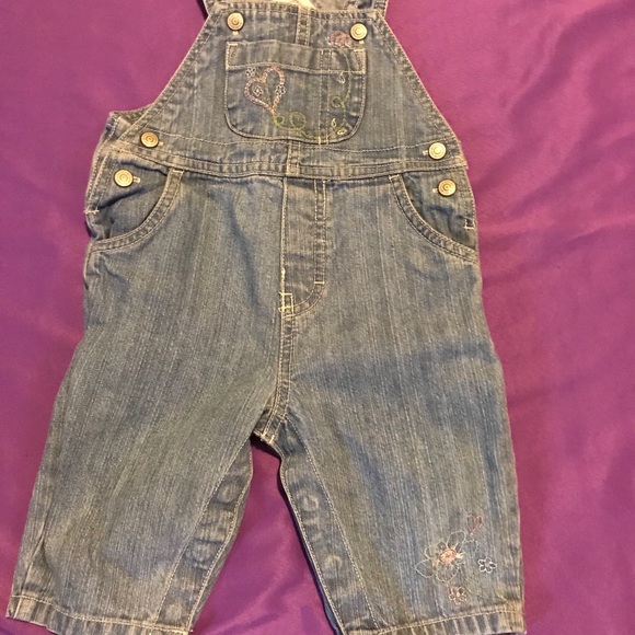 OshKosh B'gosh | One Pieces | Oshkosh Girls Denim Overalls Size 9m ...
